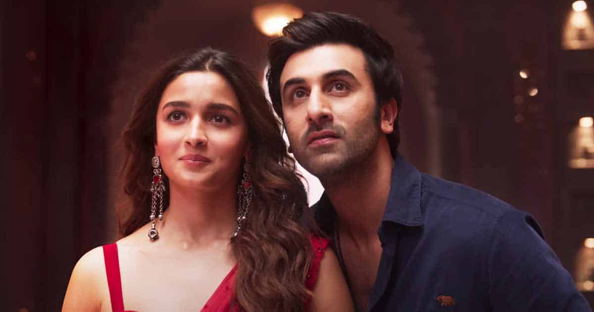Ranbir Kapoor as Shiva and Alia Bhatt as Isha