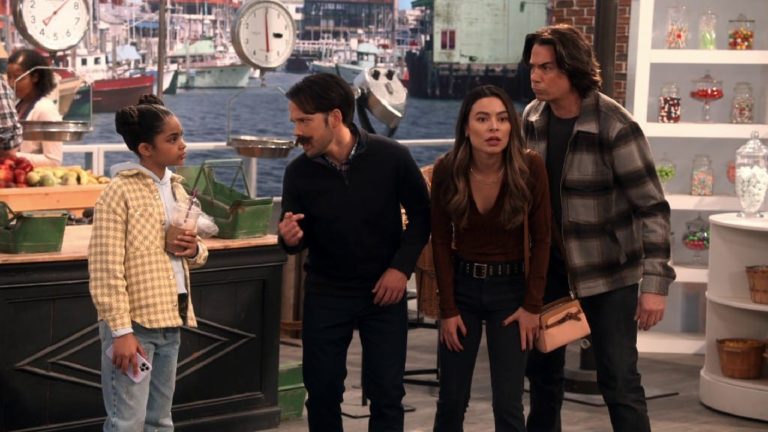 The iCarly reboot series is a 2021 TV series that is based on the 2007 ...
